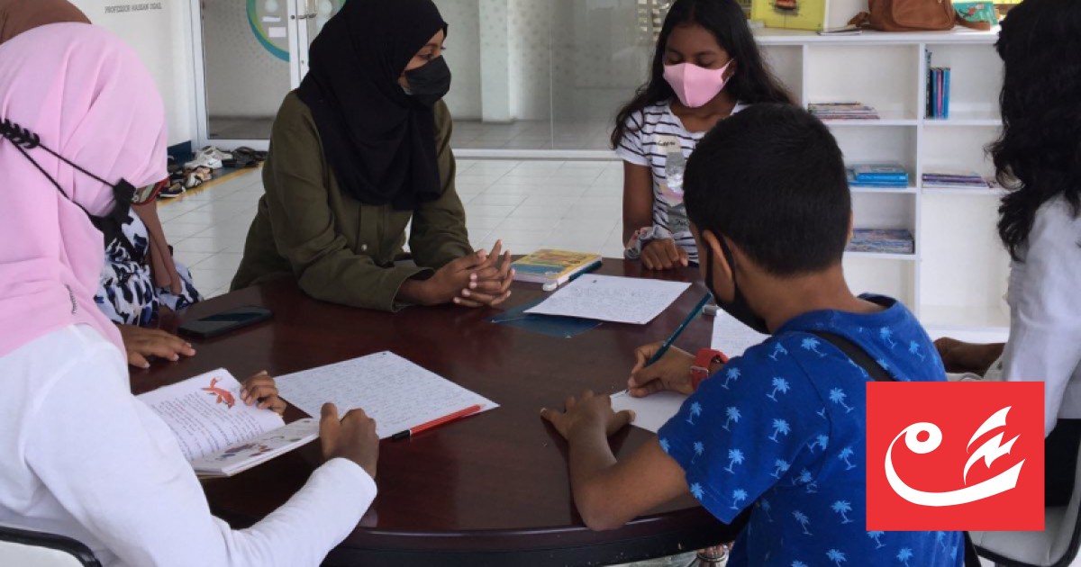 Ras Online - ދިވެހި ބަސްދެކެ ލޯބިވާ ދަރިންތަކެއް ބިނާކުރުމަށް އުގައިލް ފައުންޑޭޝަނުގެ ހާއްސަ ކޯހެއް