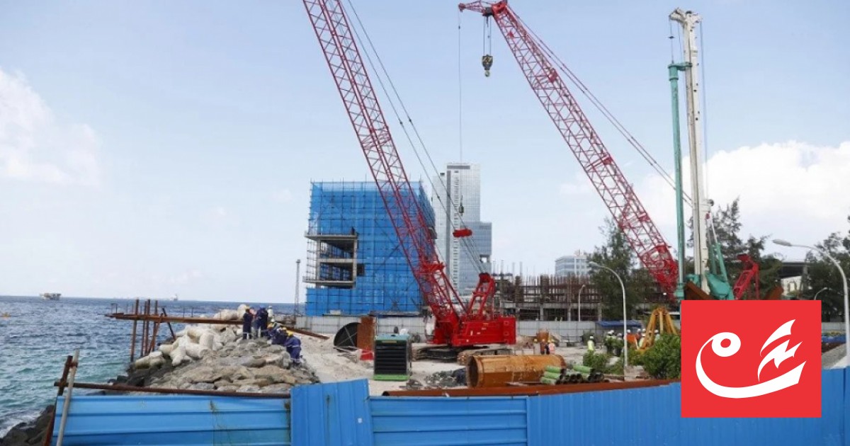 Ras Online - Bridge construction progressing, dry land pillar erected